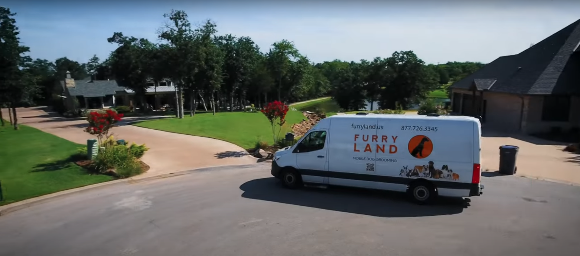 Grooming Service in Indianapolis | Furry Land Mobile Grooming